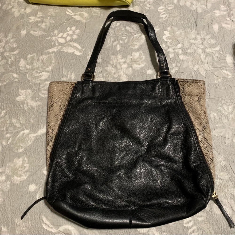Stella&Dot Black Leather And Snake Skin Purse - Gem